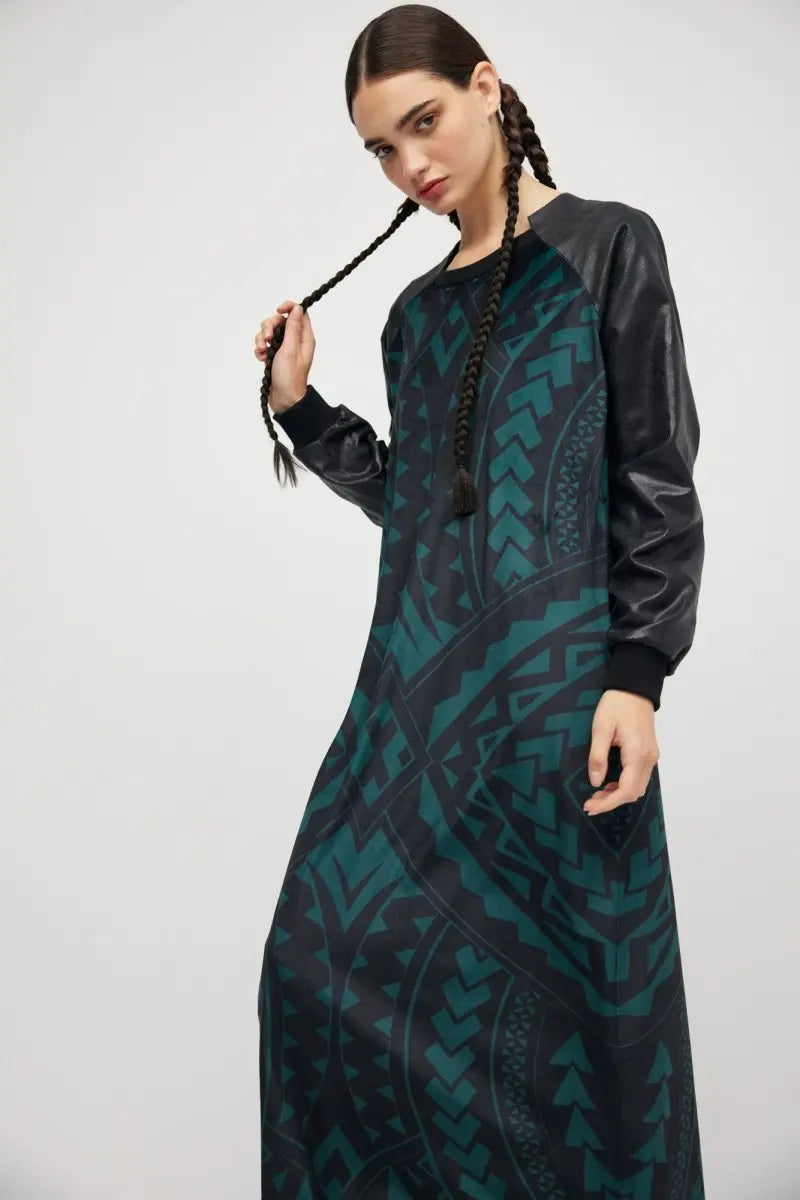 Dress Green Maori S. E. – COLORAT